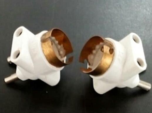 2 pin plug to B22 bayonet type bulb multiple adapter, TV & Home ...