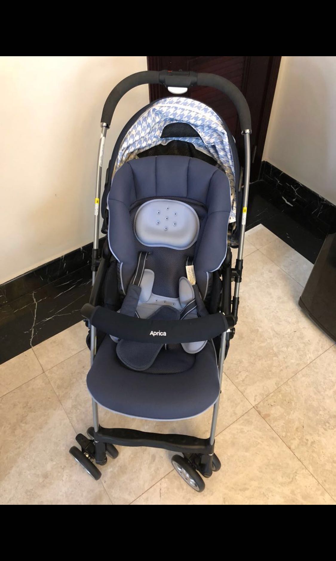 Aprica Luxuna, Babies & Kids, Going Out, Strollers on Carousell