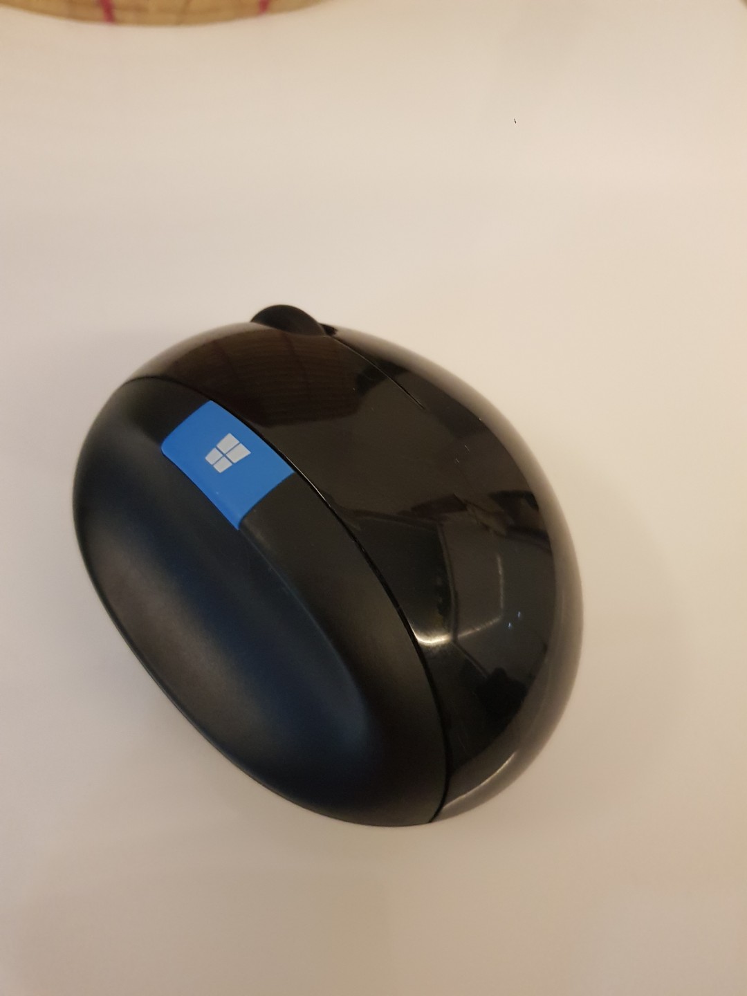 Microsoft Sculpt Ergonomic Mouse, Computers & Tech, Parts & Accessories ...