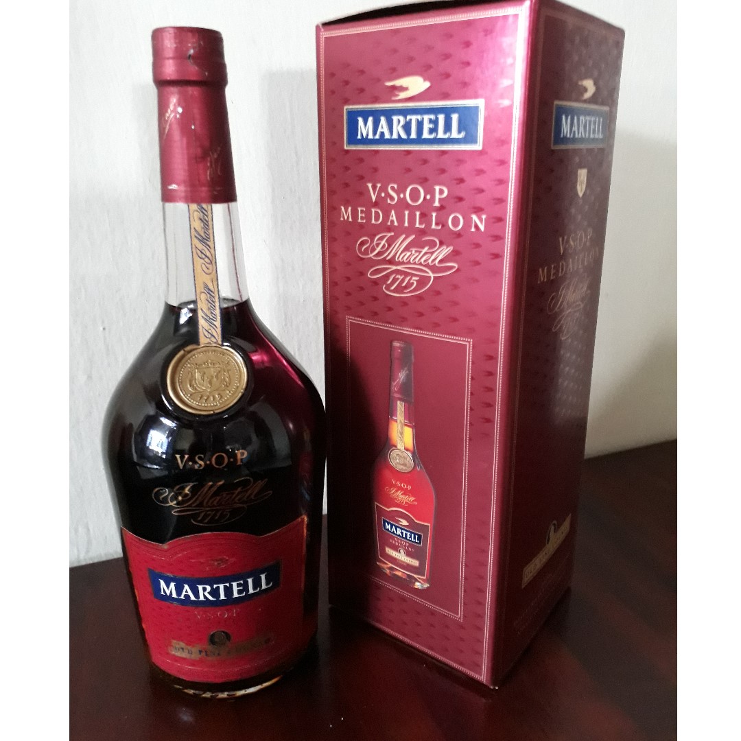 Martell V.S.O.P Medaillon Martell 1715 Old Fine Cognac, Food & Drinks, Alcoholic Beverages on ...