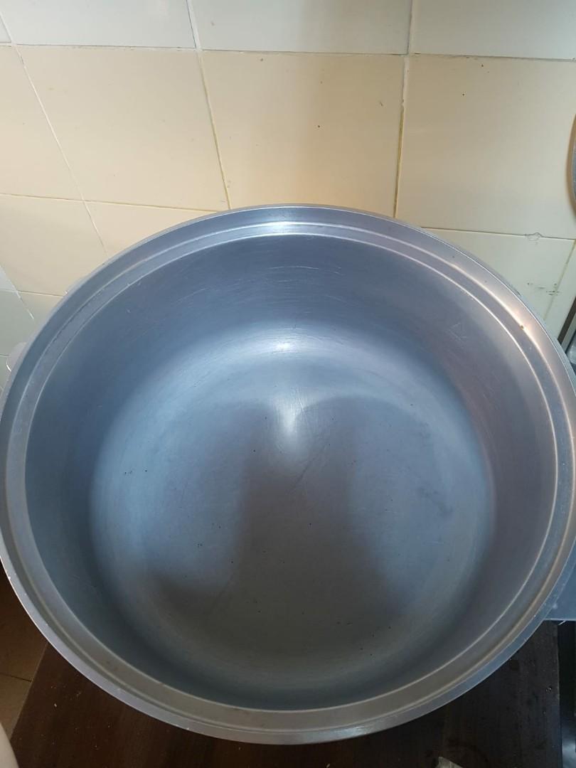 Rinnai commercial rice cooker, TV & Home Appliances, Kitchen Appliances ...