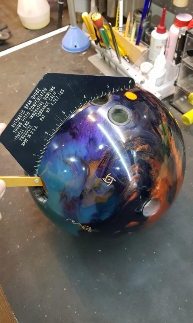 CHEAP $140!!!! STORM PREMIUM TOP OF THE LINE PROFESSIONAL BOWLING BALL ...