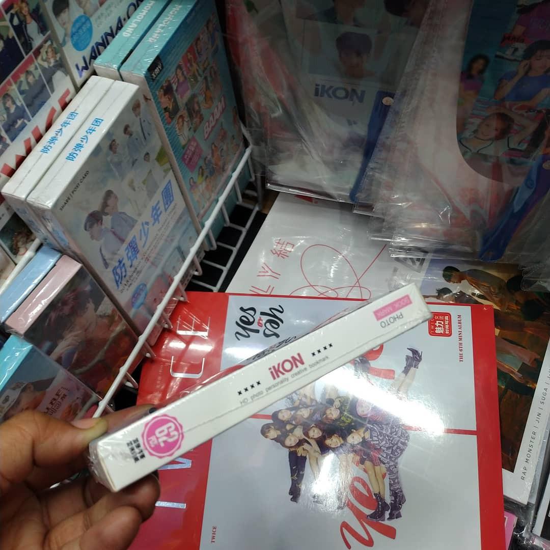 iKon Bookmarks, Hobbies & Toys, Memorabilia & Collectibles, K-Wave on ...