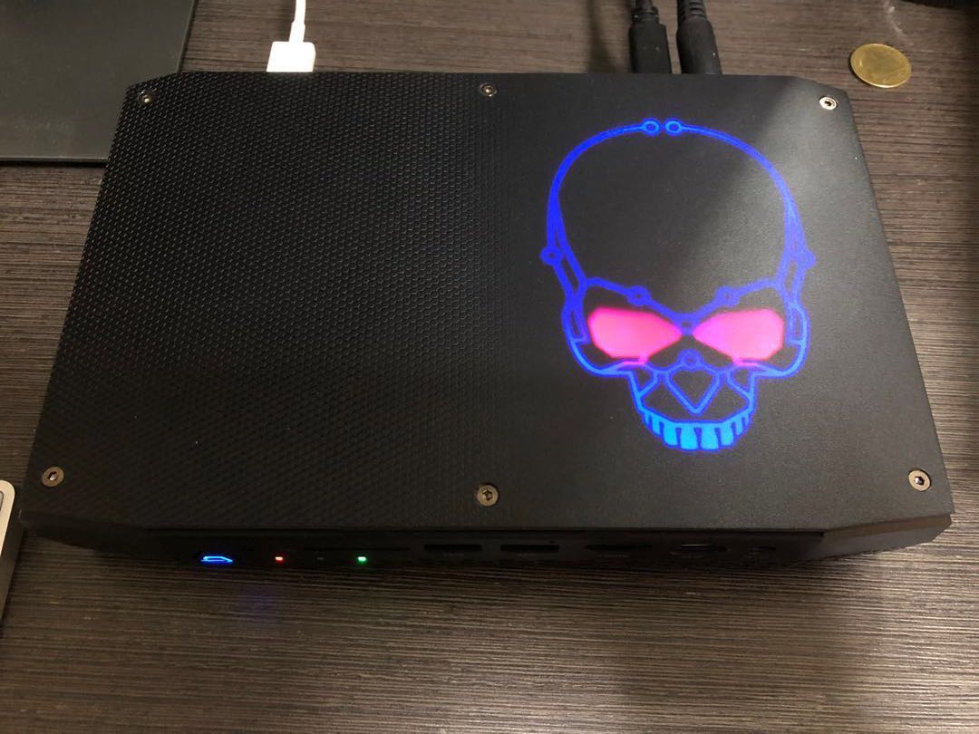 Intel NUC V8 NUC8i7HVK with RX Vega M Graphics ( Hades Canyon ...