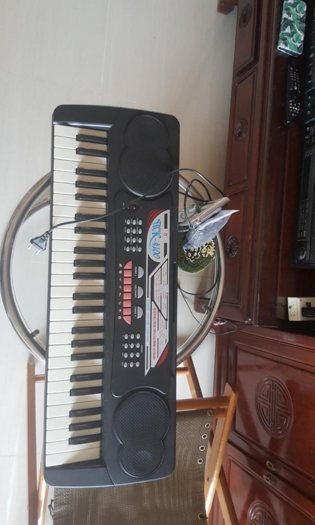 MK-4100 keyboard, Hobbies & Toys, Music & Media, Musical Instruments on Carousell
