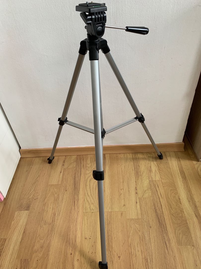 Olympus Tripod Stand 0-88, Photography, Video Cameras on Carousell