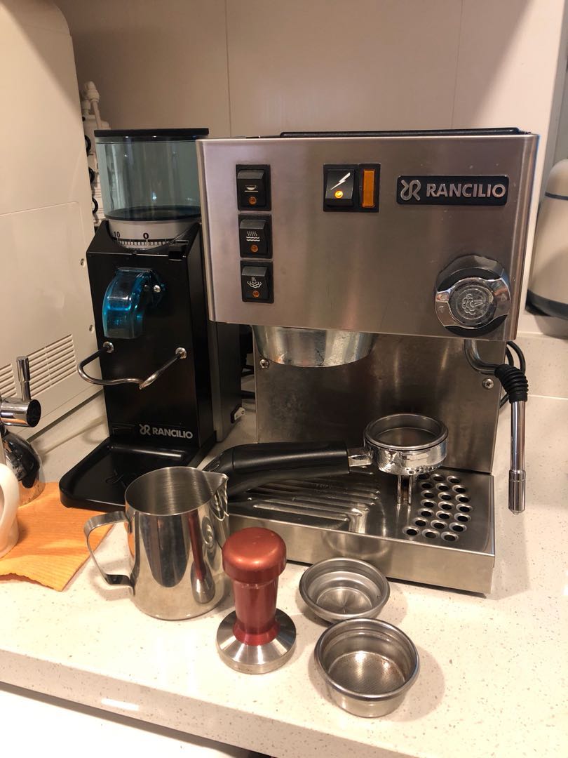 Rancilio Silvia coffee machine and Rocky grinder set, TV & Home ...