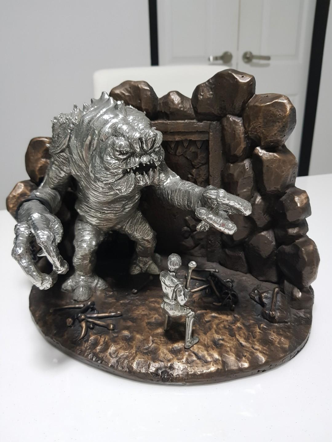 STARWARS Limited Edition Luke vs Rancor Diorama, Hobbies & Toys ...