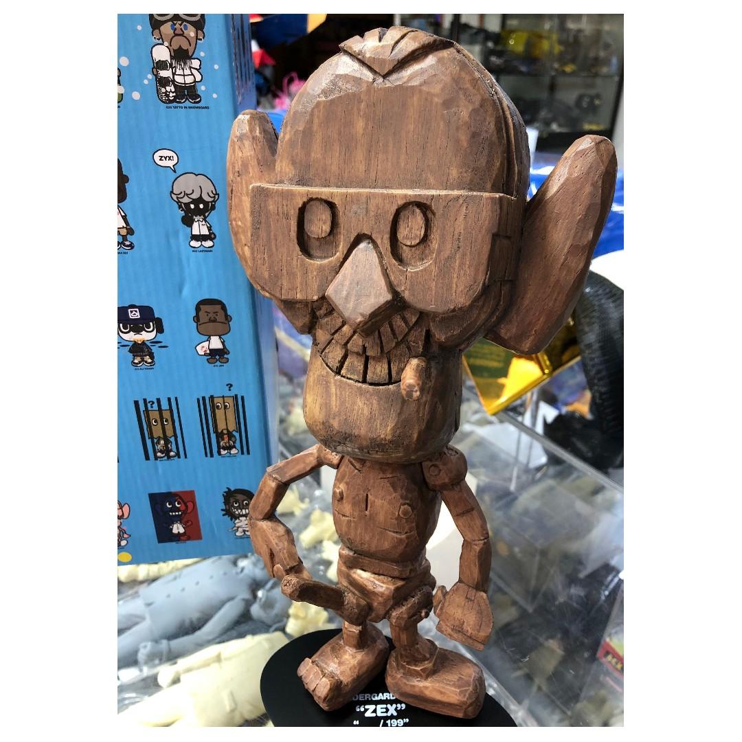 CRAZYSMILES KINDERGARDENER MICHAEL LAU 9" WOOD GARDENER 10TH ANNIVERSARY KG9W1110 108 ZEX FIGURE ...