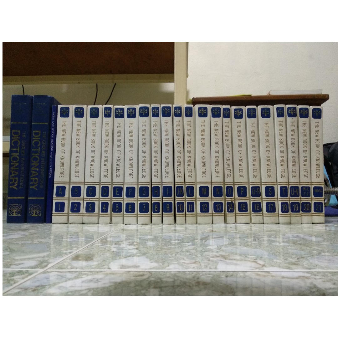 Grolier Encyclopedia Series - The New Book Of Knowledge, Hobbies & Toys ...