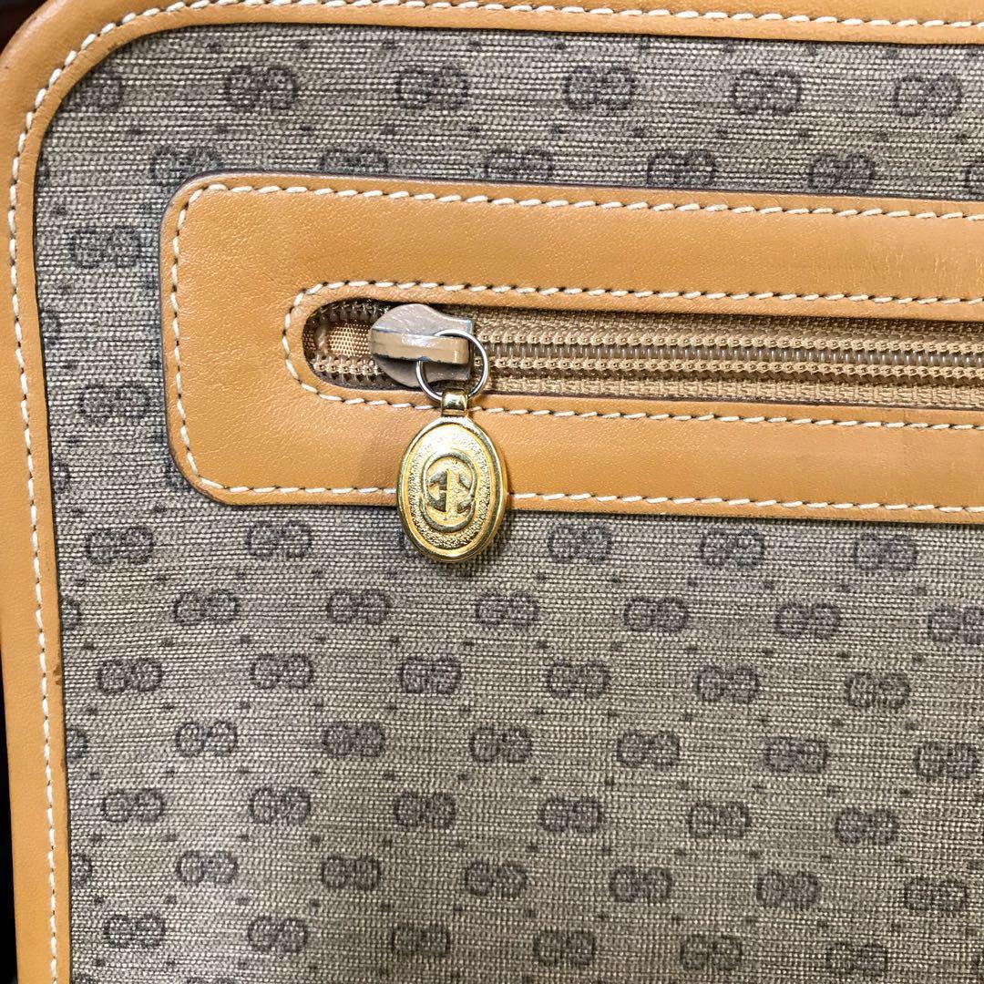 Vintage Gucci Document Folder, Women's Fashion, Bags & Wallets, Purses ...