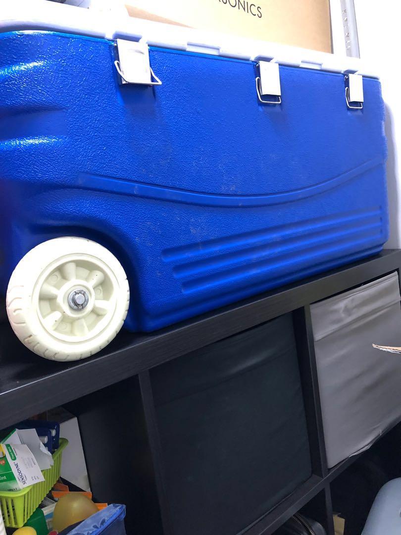Big ICE box - WHEELED EXTREME COOLER, Everything Else on Carousell