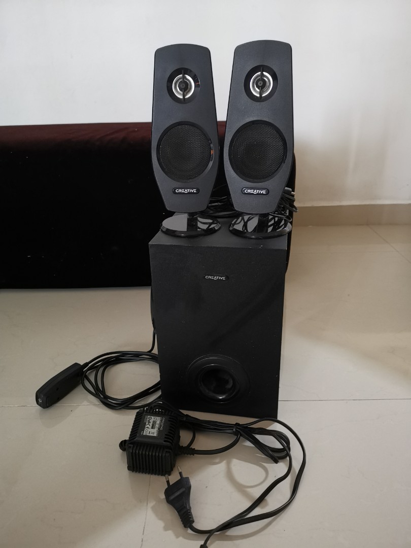 Creative speaker set, Audio, Soundbars, Speakers & Amplifiers on Carousell