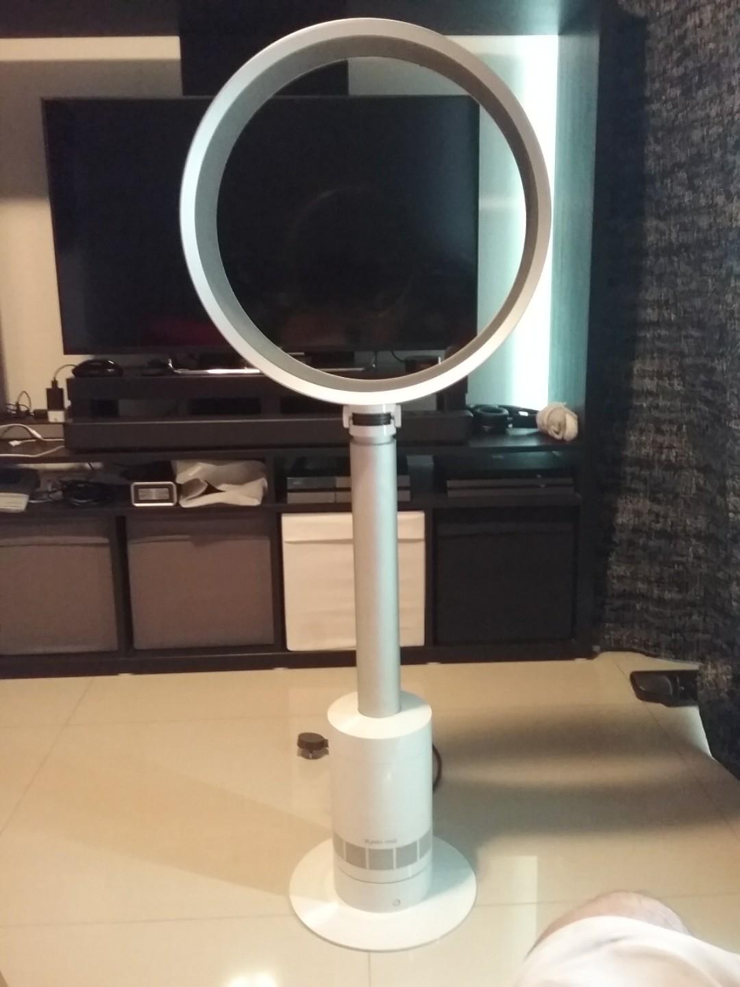 Dyson Bladeless Fan, Furniture & Home Living, Lighting & Fans, Fans on ...