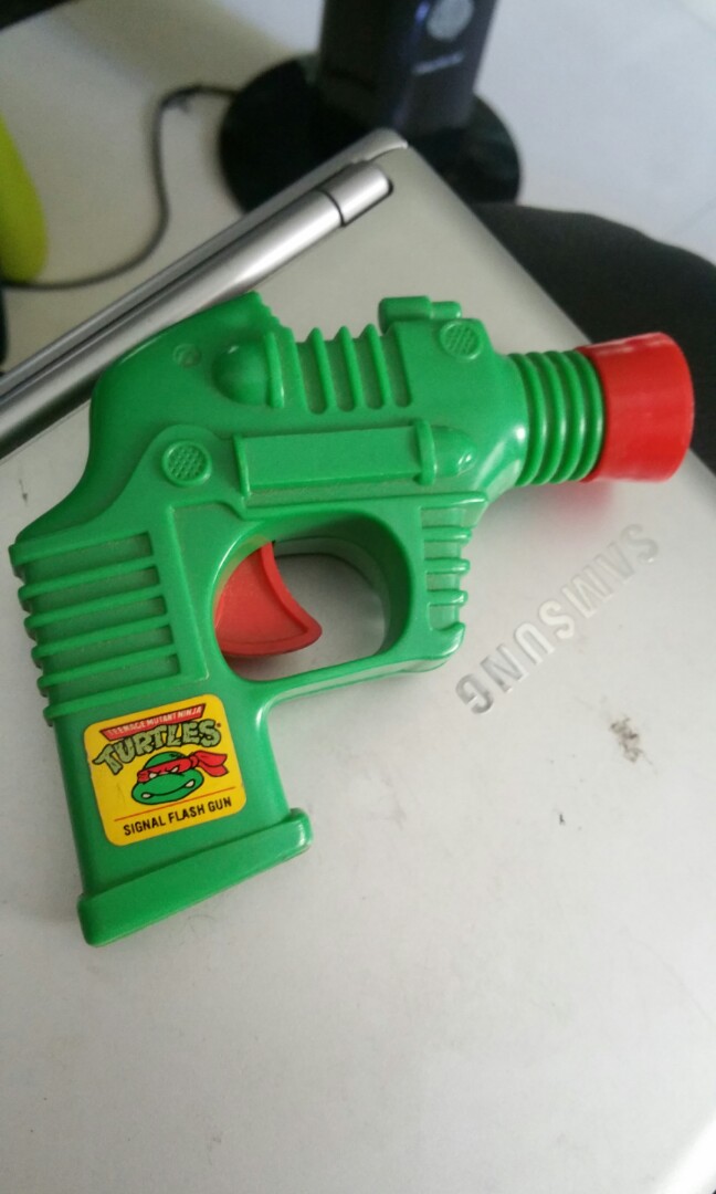 Ninja Turtles Signal Flash Gun, Hobbies & Toys, Toys & Games on Carousell