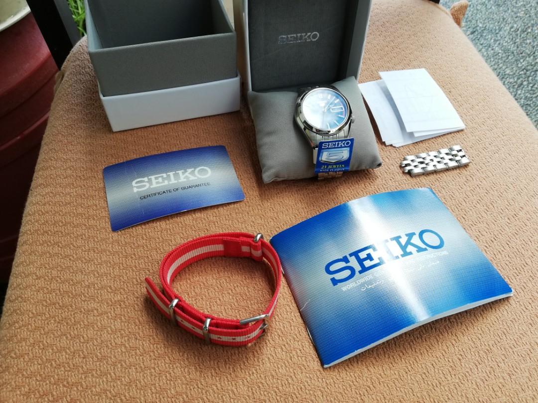 seiko 5 automatic speed racer, Luxury, Watches on Carousell