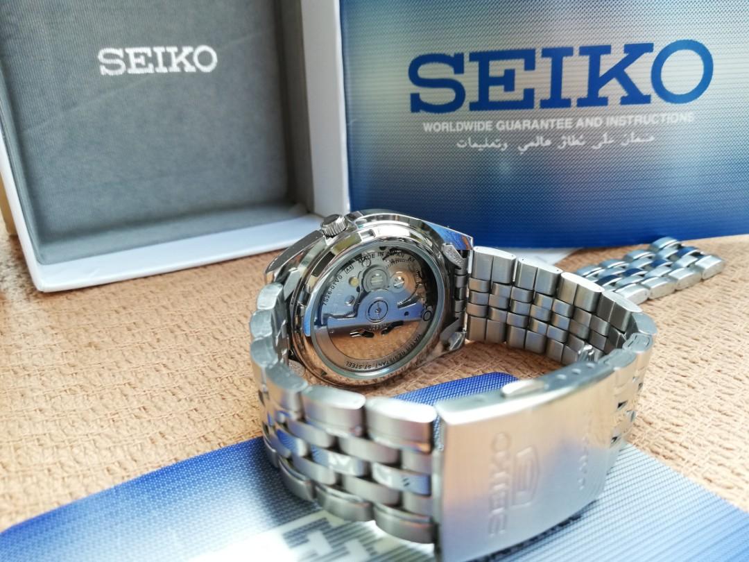 seiko 5 automatic speed racer, Luxury, Watches on Carousell