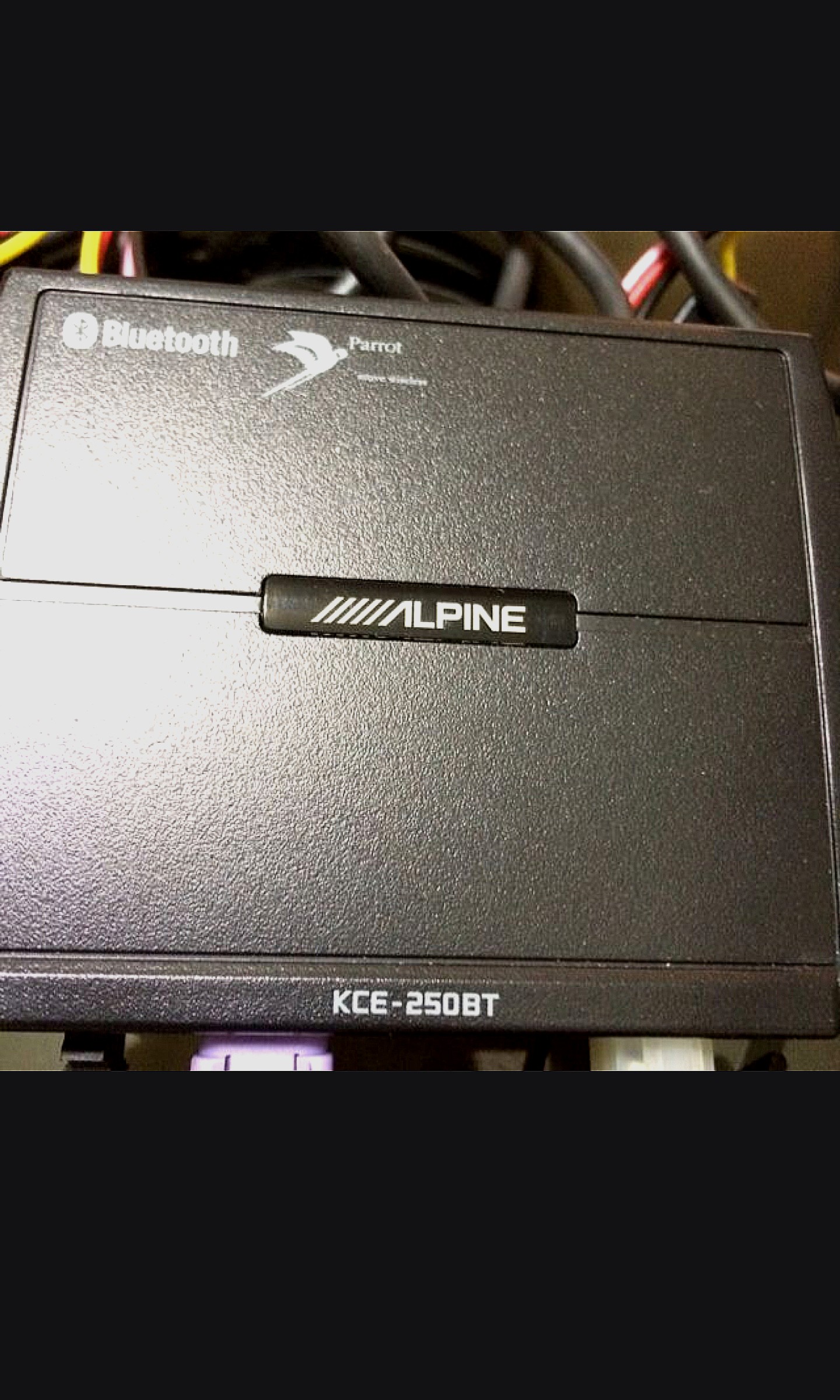 Alpine headunit KCE 250BT bluetooth with mic, audio jack usb port, Car ...