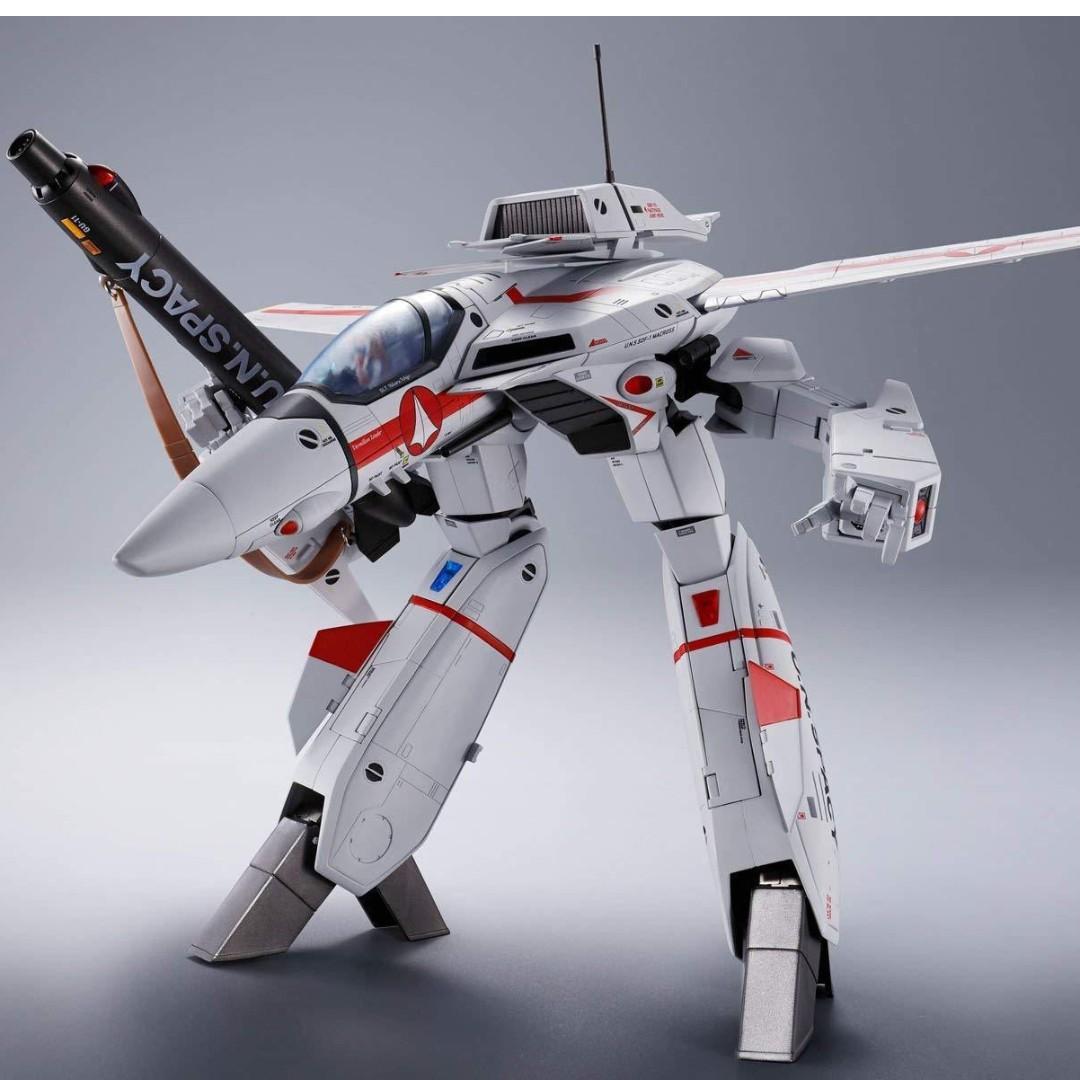 Bandai Macross DX Chogokin VF-1J First Release With Special Display Stand, Hobbies & Toys, Toys ...