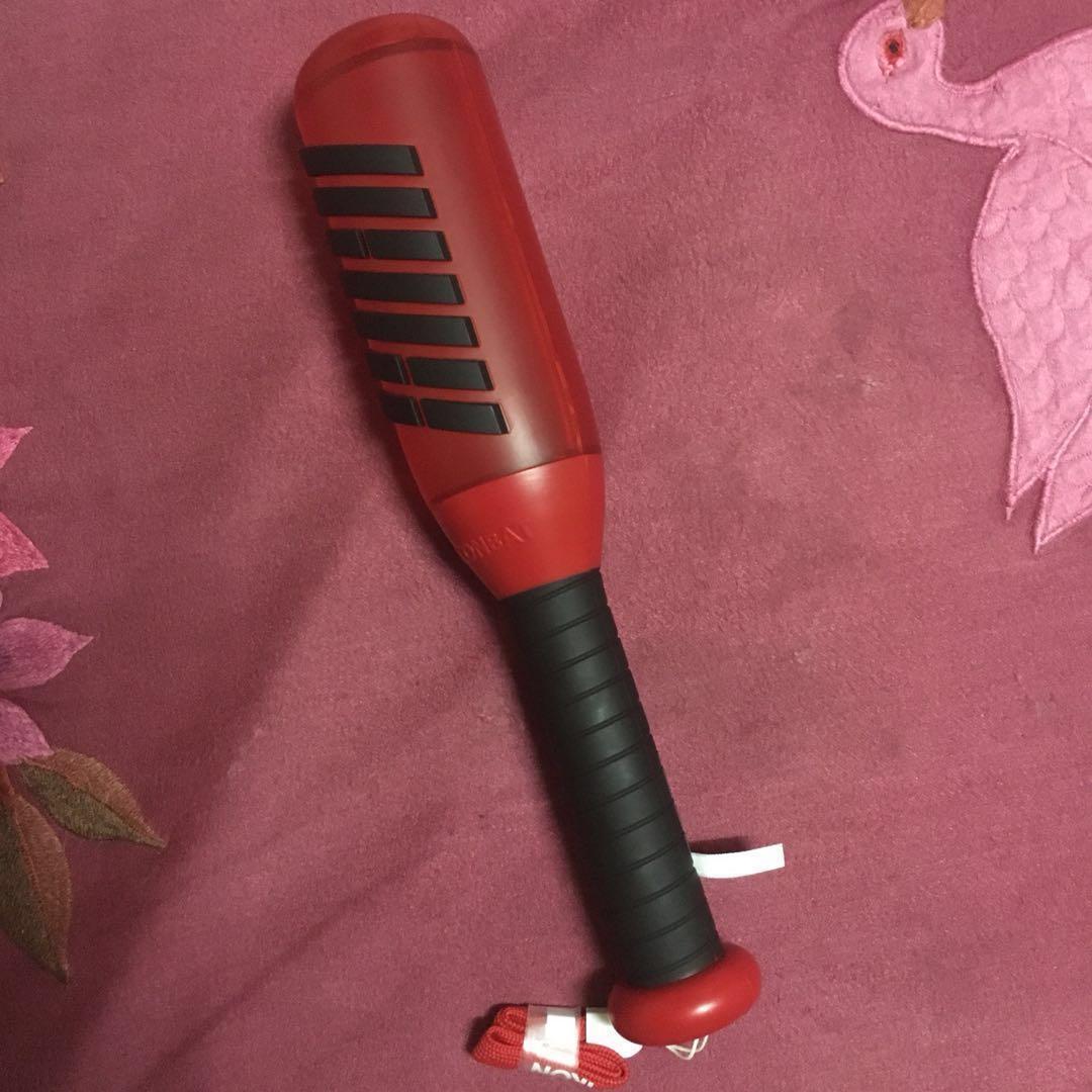 iKON OFFICIAL LIGHTSTICK - KONBAT JAPAN VERSION, Hobbies & Toys ...