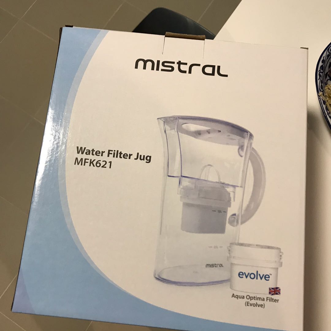 Mistral 2L Compact Water FIlter Jug, TV & Home Appliances, Kitchen ...