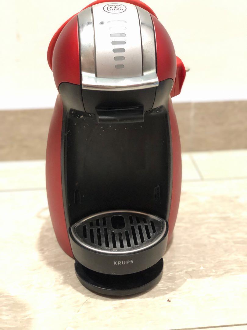 Nescafe Dolce Gusto (Red) Coffee Machine, TV & Home Appliances, Kitchen ...