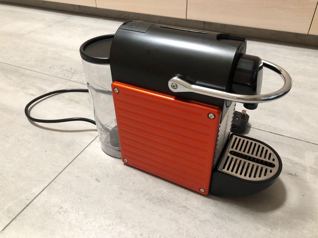 Nespresso Pixie Red + Aeroccino (Bundle), TV & Home Appliances, Kitchen ...