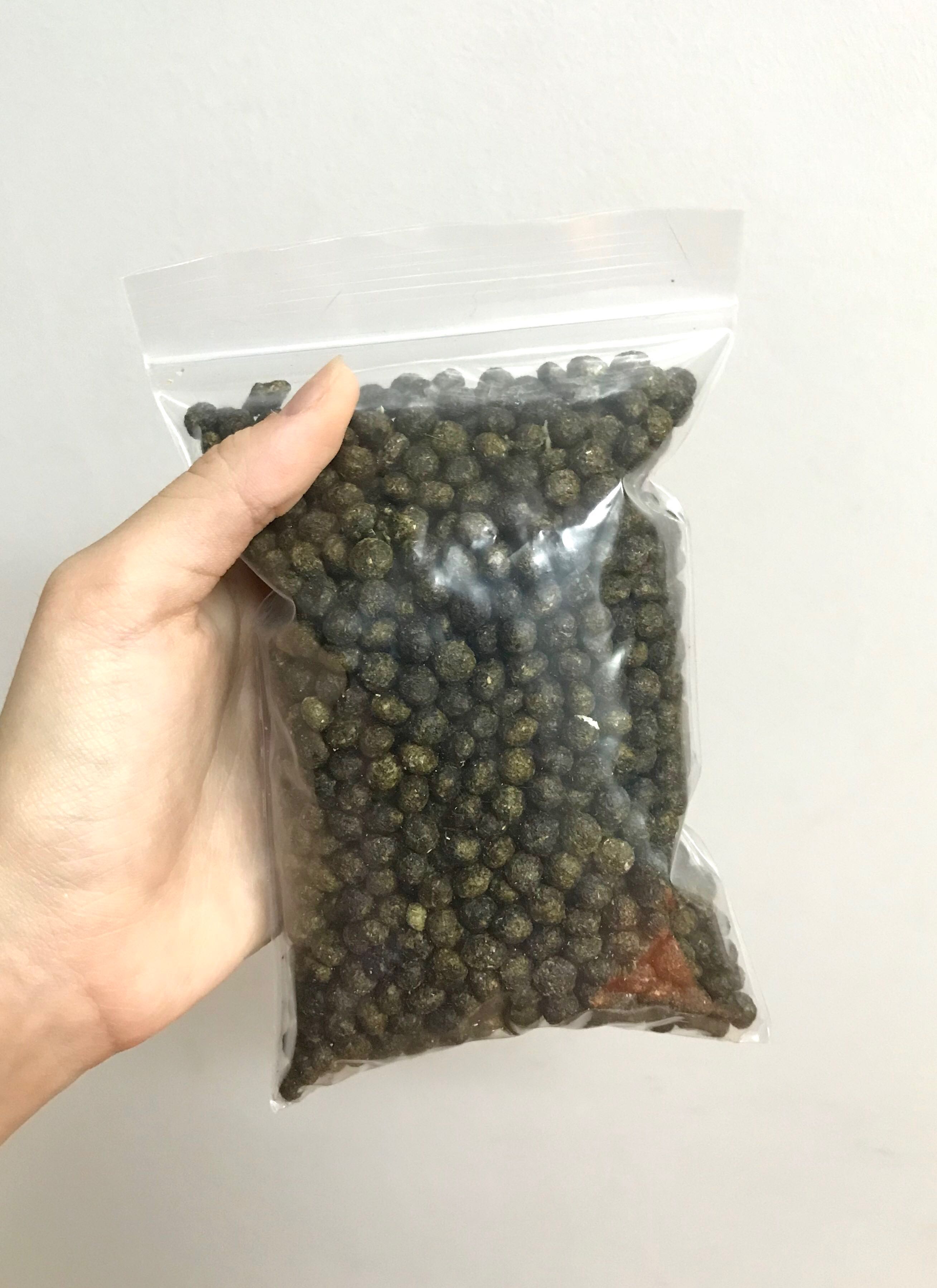 Rabbit Poop Fertiliser Furniture Home Living Gardening Garden Soil