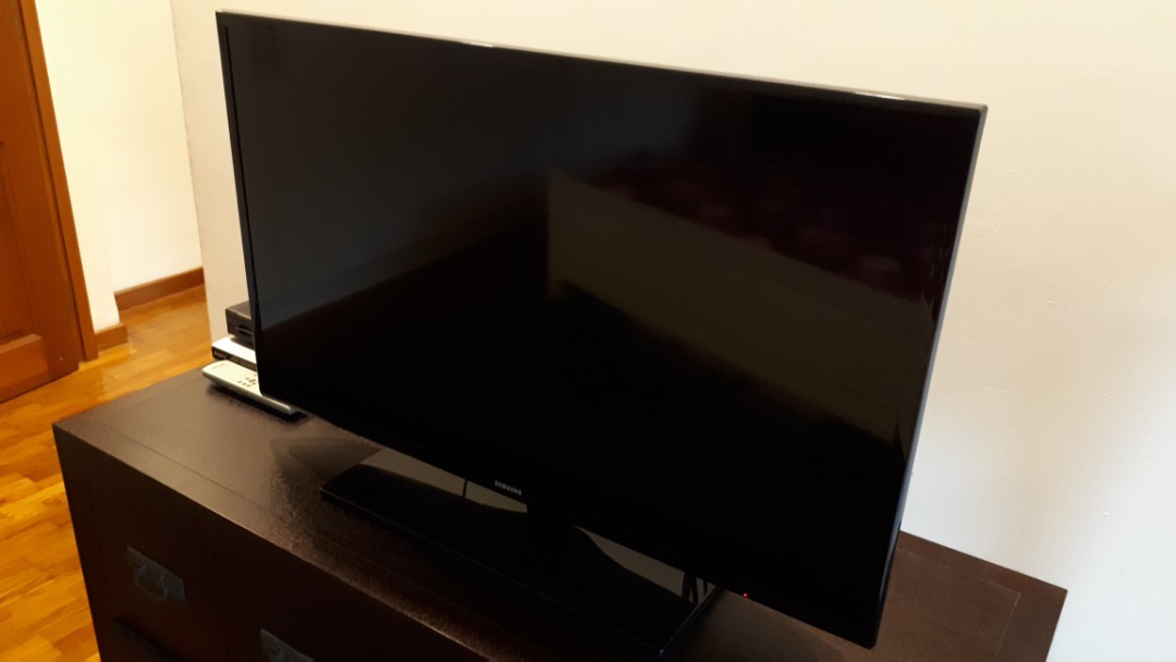 Samsung TV 39 Inch, TV & Home Appliances, TV & Entertainment, TV on ...