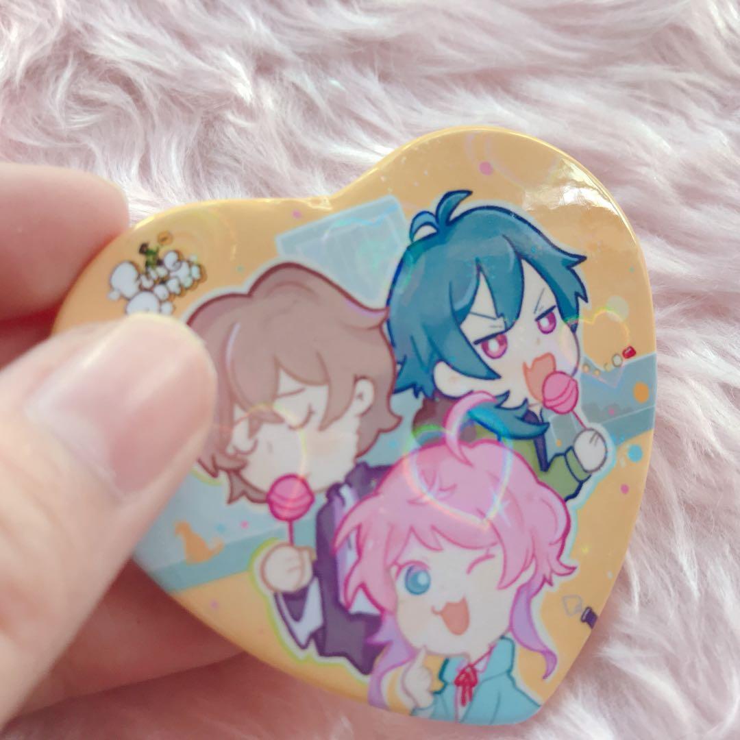 Hypnosis Microphone Hypmic heart holographic badges, Hobbies & Toys ...
