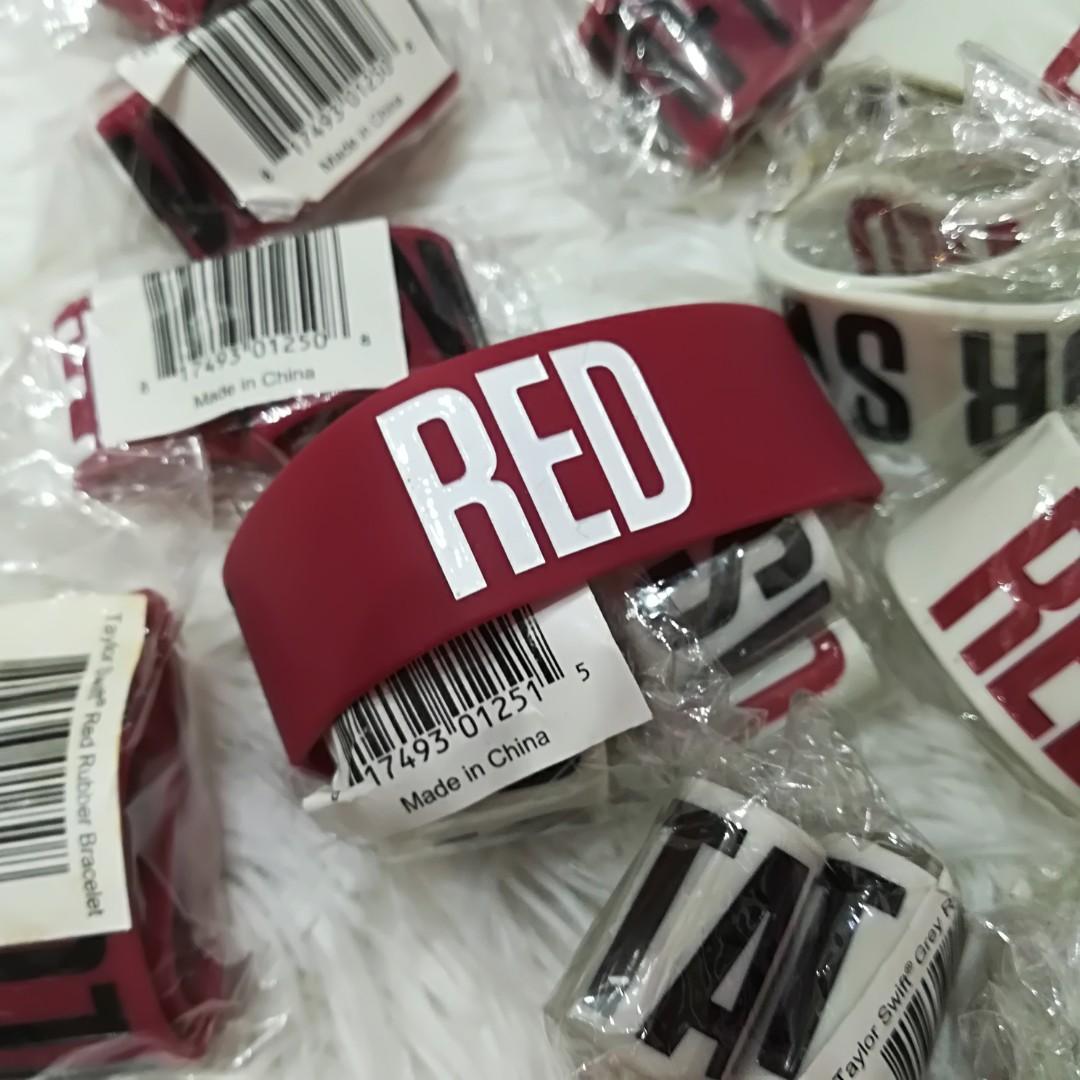 Taylor Swift Red Rubber Bracelet, Hobbies & Toys, Music & Media, Music ...