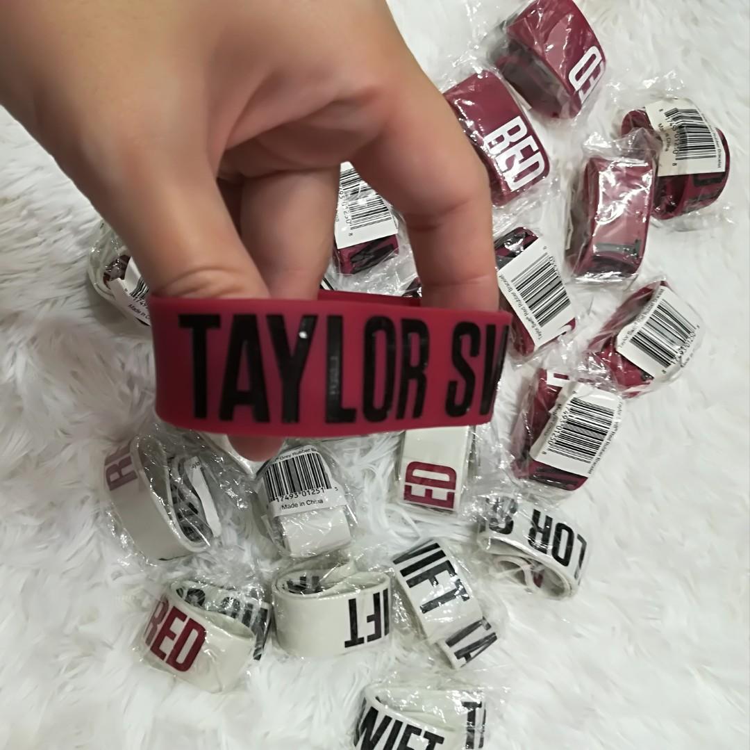 Taylor Swift Red Rubber Bracelet, Hobbies & Toys, Music & Media, Music ...