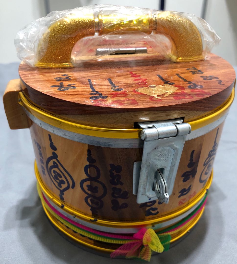 Wealth Bucket, Hobbies & Toys, Memorabilia & Collectibles, Religious ...