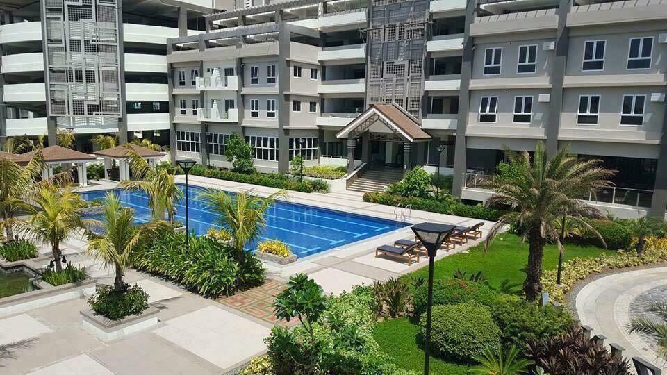 Zinnia Towers Staycation, Tickets & Vouchers, Local Attractions & Transport on Carousell