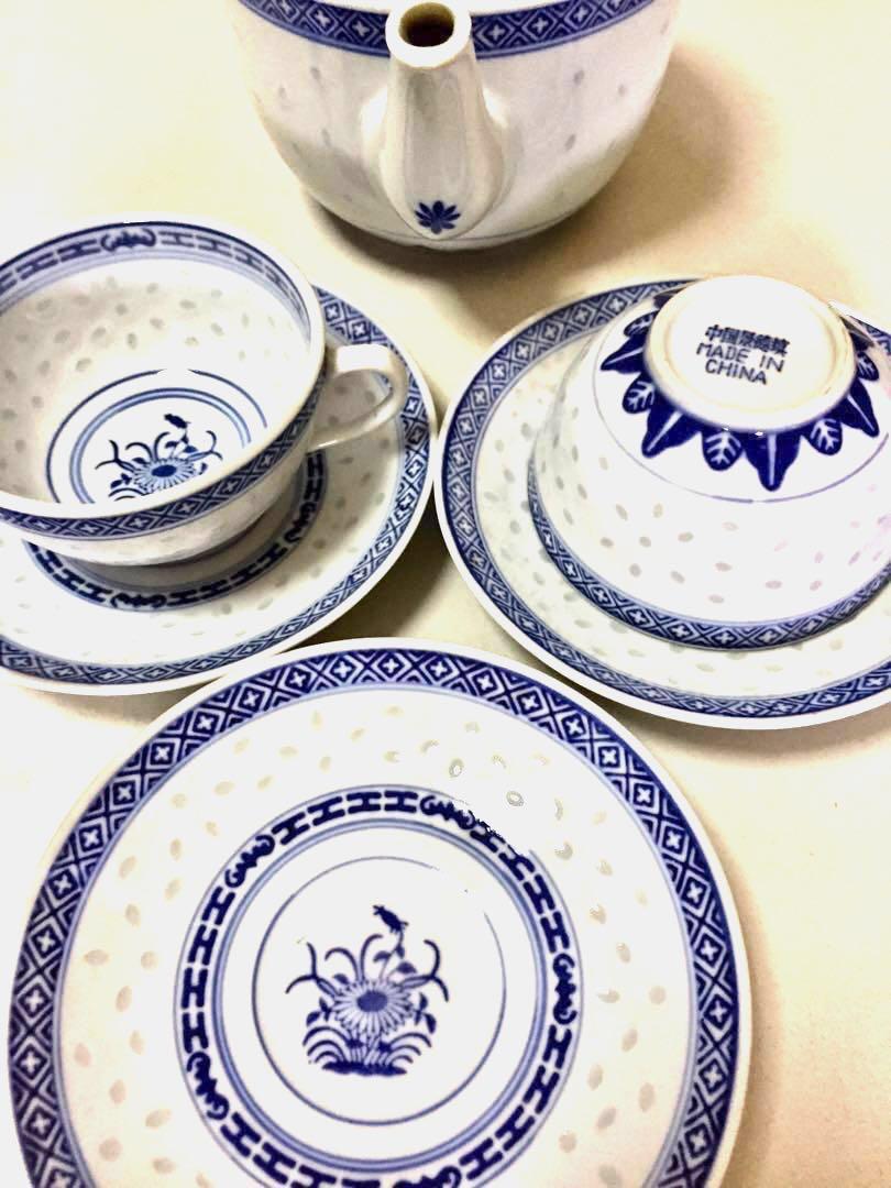 Vintage Chinese Rice Grain Flower design Blue and White Porcelain ...