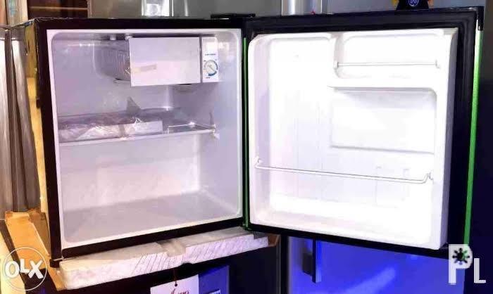 EZY 1.7 cu. ft. Mini Refrigerator, TV & Home Appliances, Kitchen ...