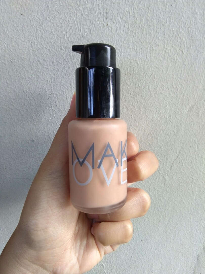 Foundation makeover shade 03, Kesehatan & Kecantikan, Rias Wajah di ...