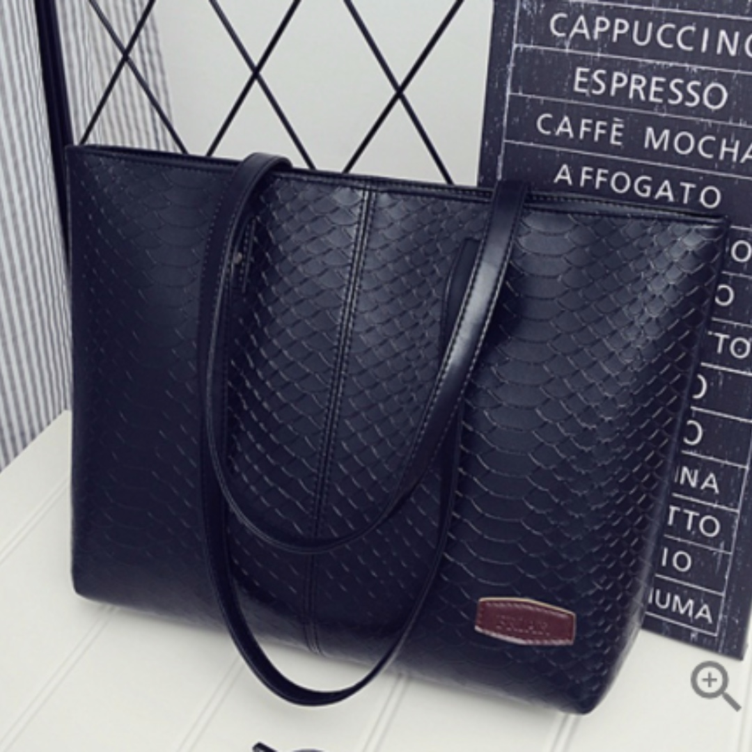 Kate Snake Skin Bag BLACK, Women's Fashion, Bags & Wallets, Cross-body ...