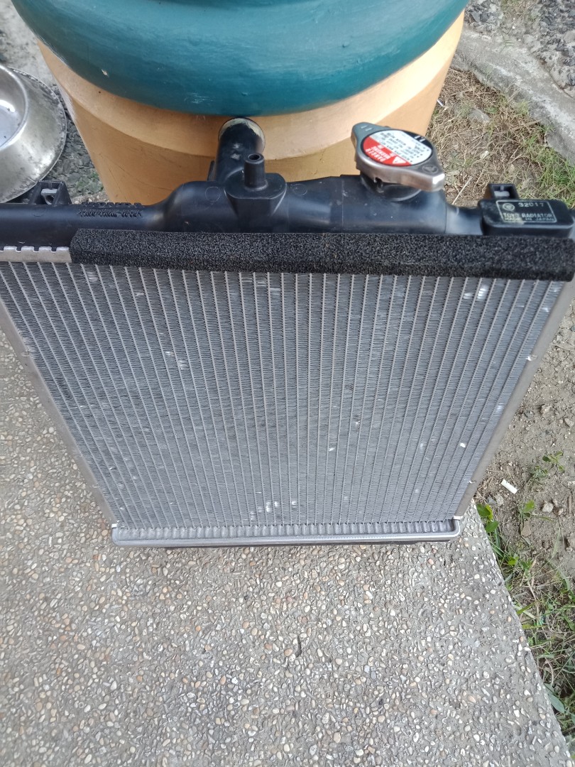 Original Honda toyo radiator for civic, Car Parts & Accessories on ...