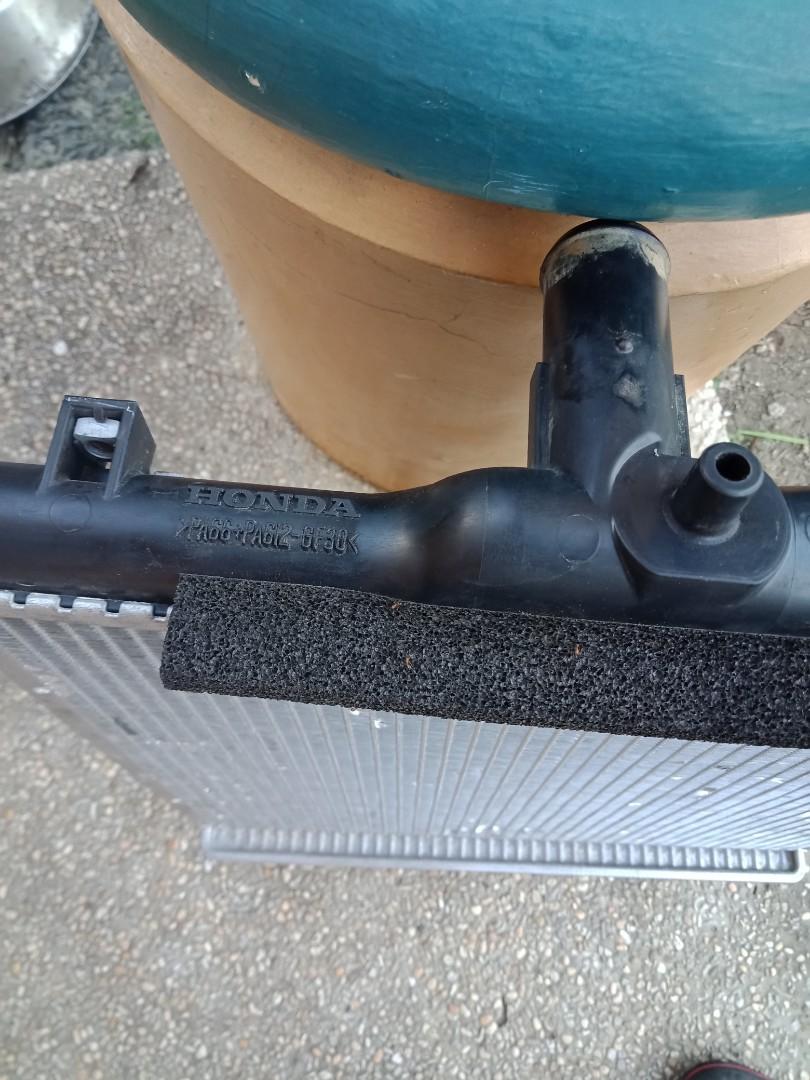 Original Honda toyo radiator for civic, Car Parts & Accessories on ...