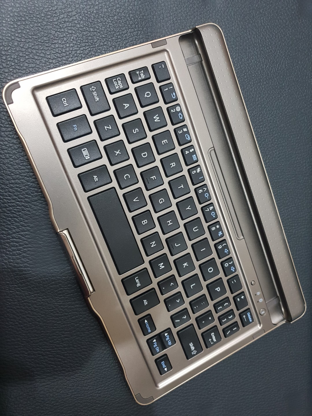 Samsung Tab s 8.4 Keyboard, Mobile Phones & Gadgets, Mobile & Gadget ...