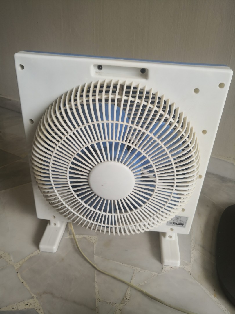 Box fan / table fan, Furniture & Home Living, Lighting & Fans, Fans on ...