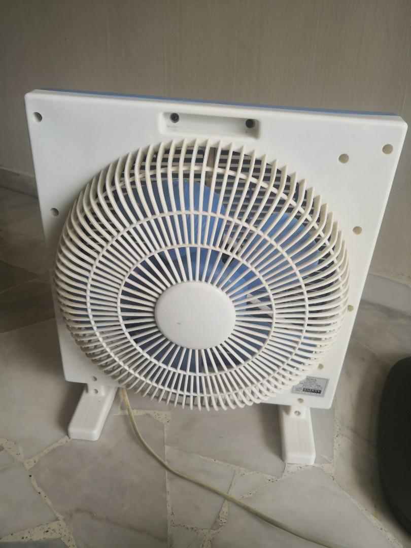 Box fan / table fan, Furniture & Home Living, Lighting & Fans, Fans on ...