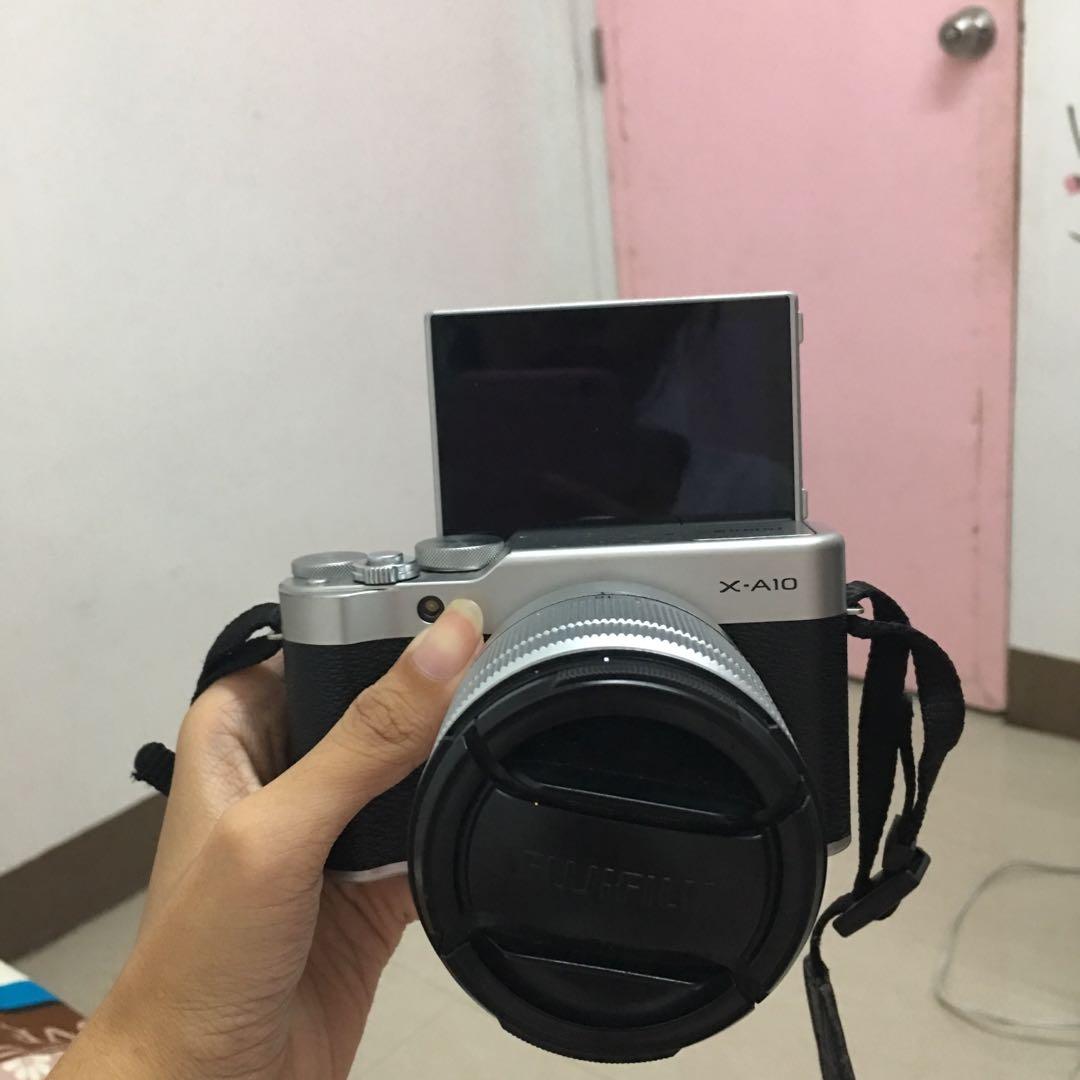 FUJIFILM X-A10 flip screen camera, Photography, Cameras on Carousell