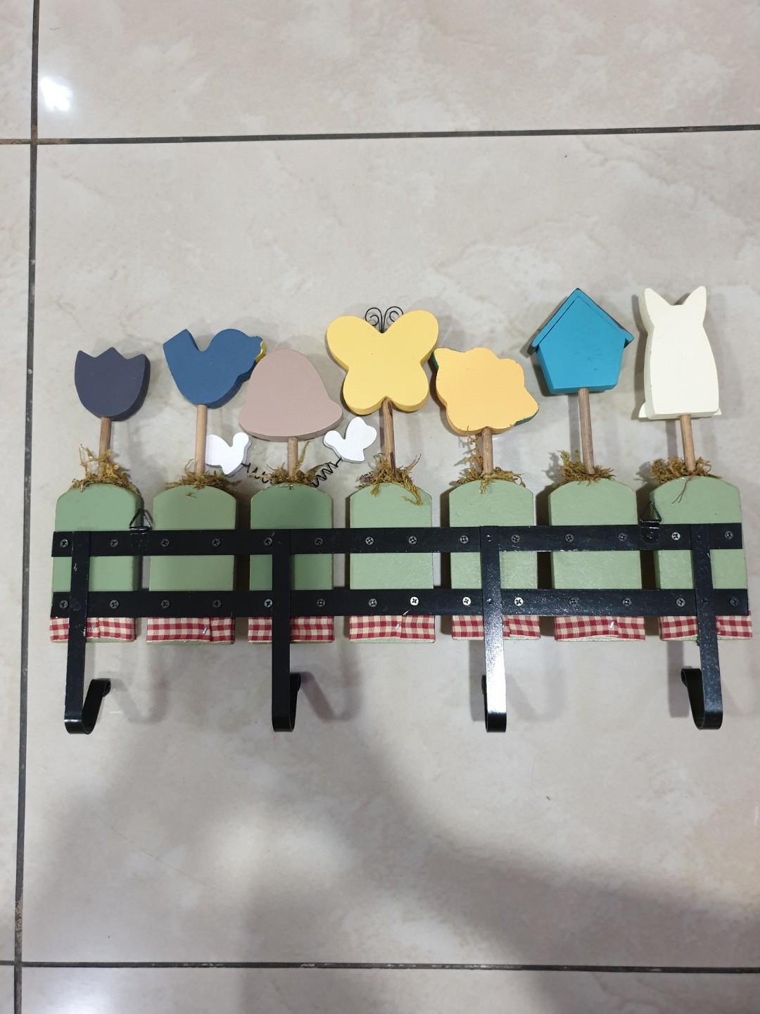 Hanger, sabitan ng damit, Babies & Kids, Baby Nursery & Kids Furniture ...