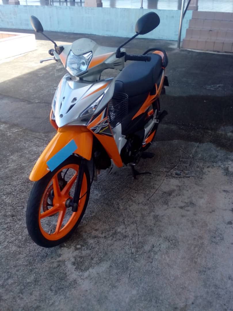 Honda Wave 125 Ultimo, Motorbikes on Carousell