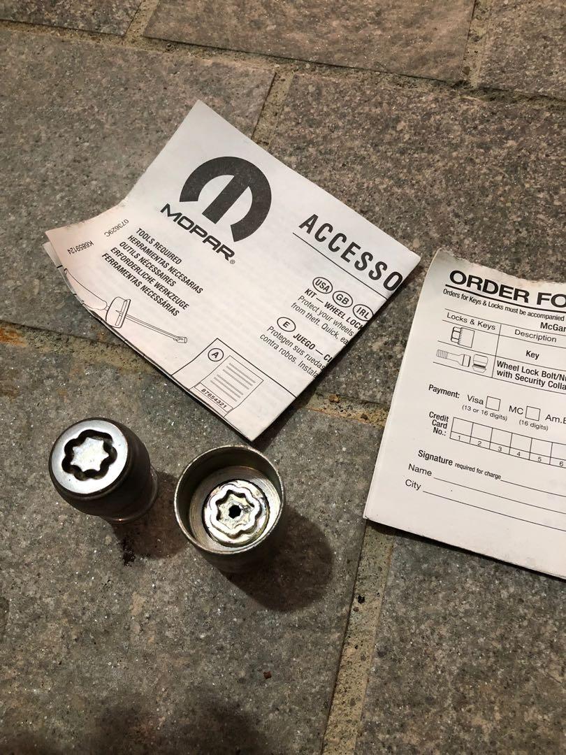 Lock nut and key, Car Accessories, Accessories on Carousell