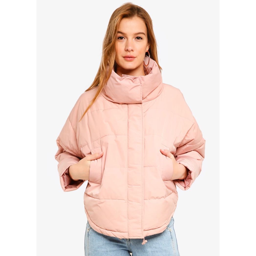 Puffer Jacket in Misty Rose, Women's Fashion, Coats, Jackets and ...