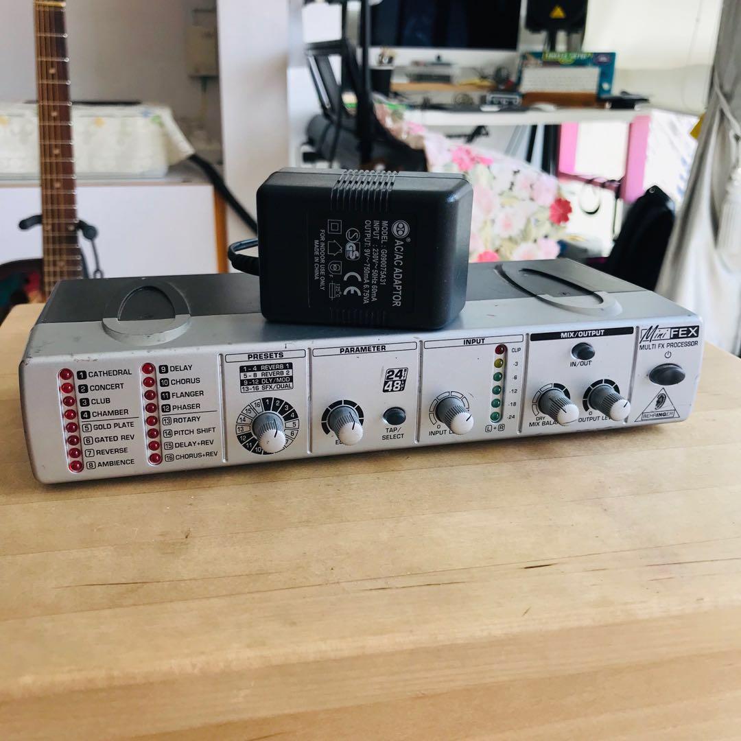 BEHRINGER MINIFEX FEX800 Ultra-Compact Stereo Multi-FX Processor, Audio, Soundbars, Speakers ...