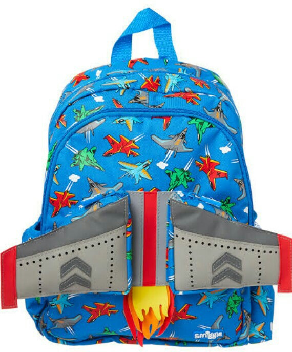 Smiggle Fly away backpack jr, Babies & Kids, Going Out, Diaper Bags ...